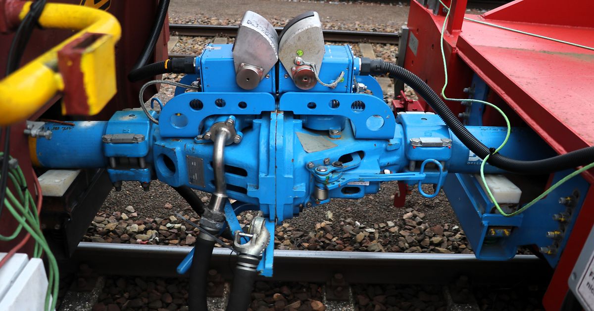 Digital automatic coupling (DAC) | DB Cargo