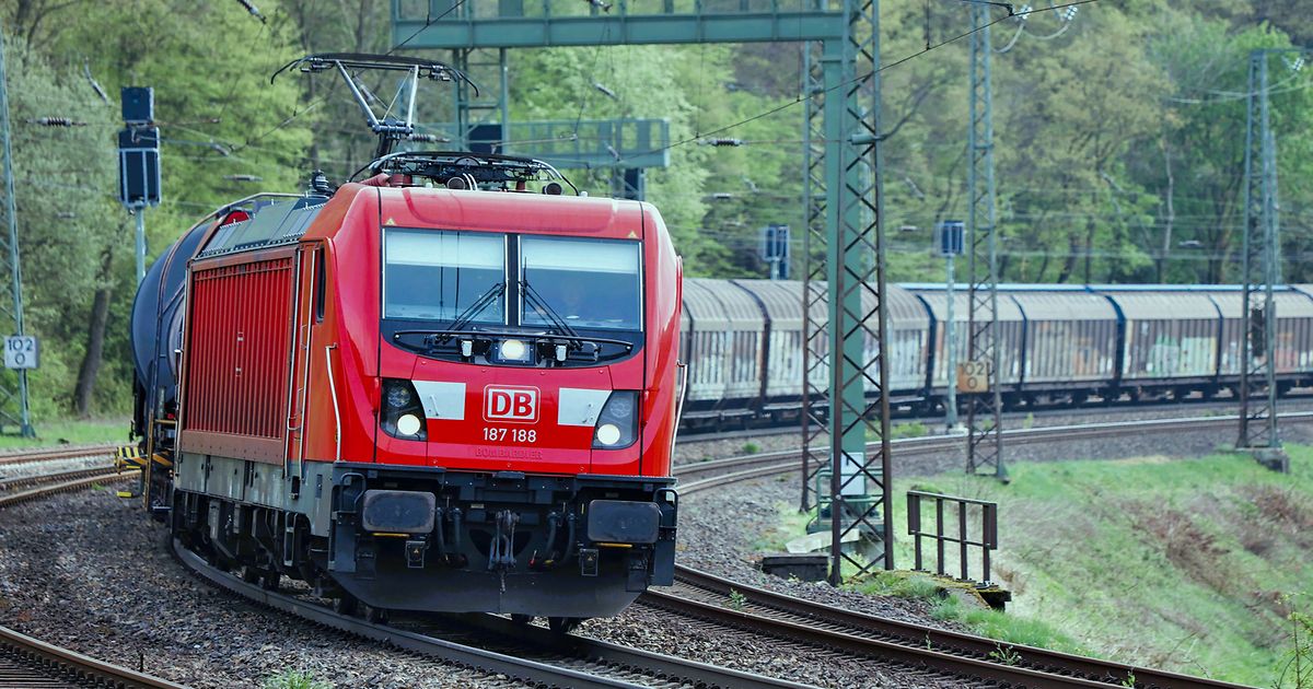 Strong long-haul driving: DB Cargo's optimised model for efficiency in ...